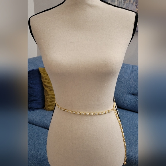 Accessories | Simple White And Gold Chain Belt 1 Free Gift Per Order ...